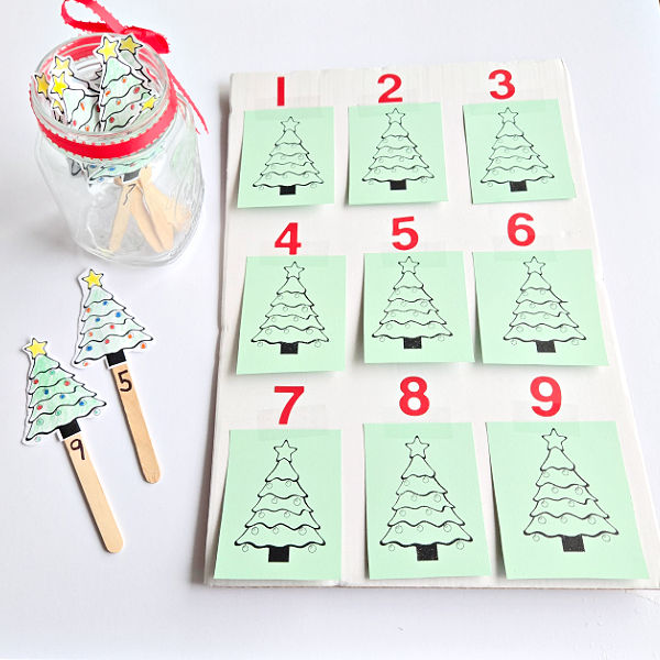 Christmas Lift-the-Flaps Preschool Game - PreschoolToolkit.com