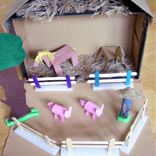 Shoe Box Farmyard Small World Play - PreschoolToolkit.com